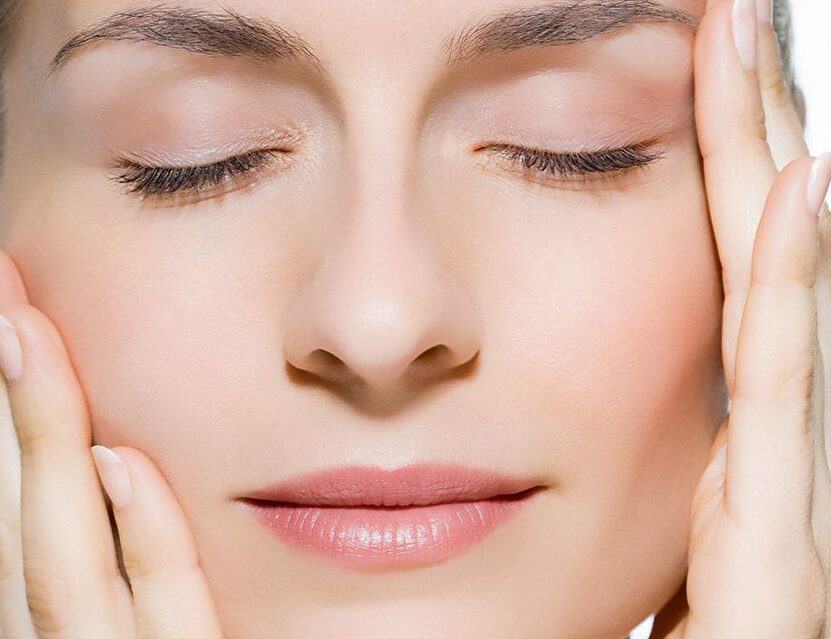 Beneficios de una limpieza superficial para una piel radiante